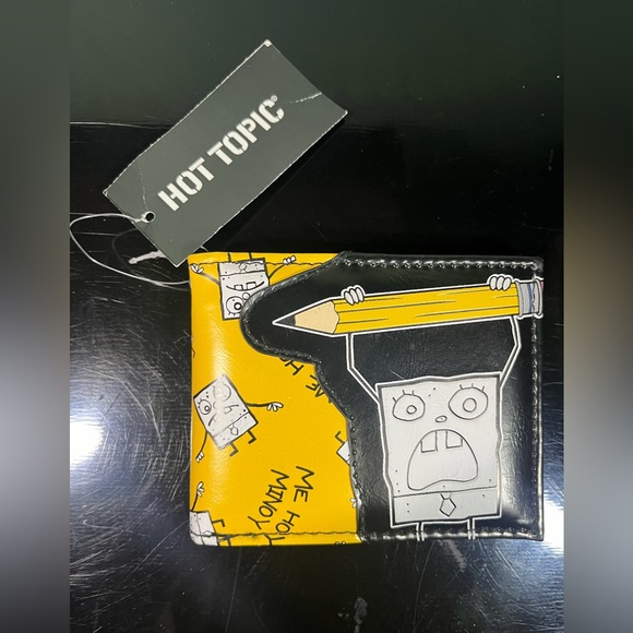 Hot Topic | Other | Hot Topic Spongebob Squarepants Doodlebob Bifold ...